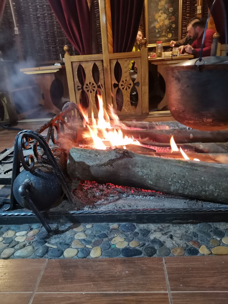 Kafe Апацха, Suhum, foto