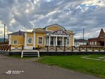 Родина (Raboche-Krestyanskaya ulitsa No:105), sinemalar  Eniseysk'ten