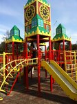 Детский игровой комплекс Крепость (Yamalo-Nenets Autonomous Area, Nadymskiy rayon, Nadym, Gorodskoy park imeni Ye.F. Kozlova), oyun alanı  Nadym'dan