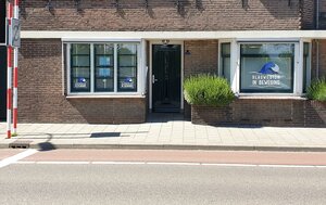 Fysiologiqa (Blauwedijk No:33), tıp merkezleri ve klinikler  Middelburg'dan