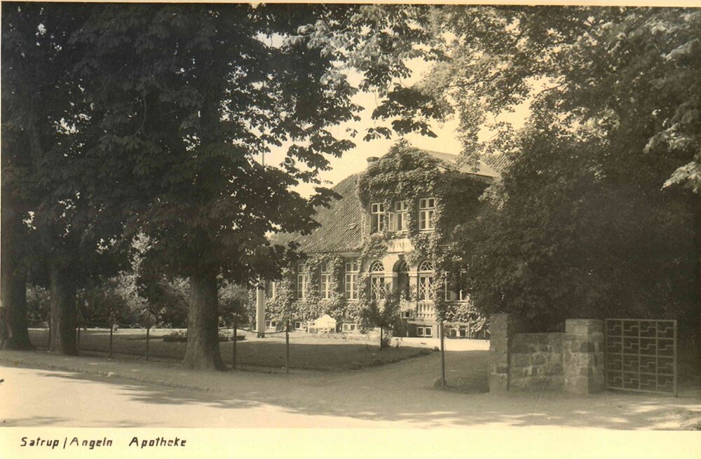 Eczaneler Königlich privilegierte Apotheke Satrup, Schleswig‑Holstein, foto
