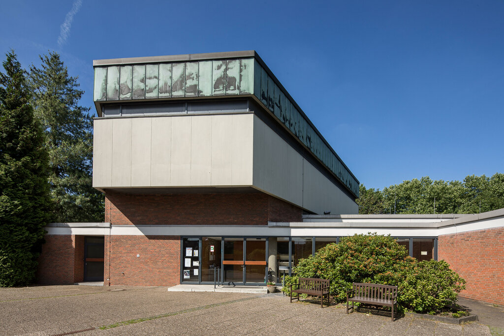 Dini dernekler Kirche Heierbusch - Evangelische Kirchengemeinde Essen-Bredeney, Essen, foto