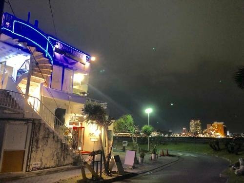 Otel Sunset Breeze Chatan, , foto