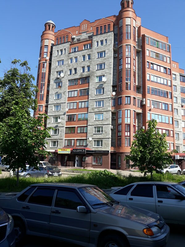 Rehincilik Lombard Smolenskiy, Smolensk, foto