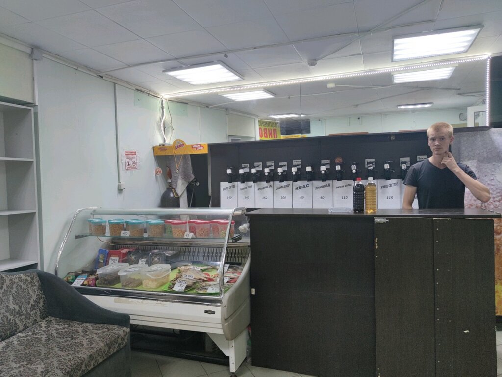 Bira dükkanı ЛитроМан-НН, Nijni Novgorod, foto