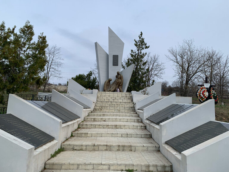 Anıt, heykel Monument, memorial, Causeni Bölgesi, foto