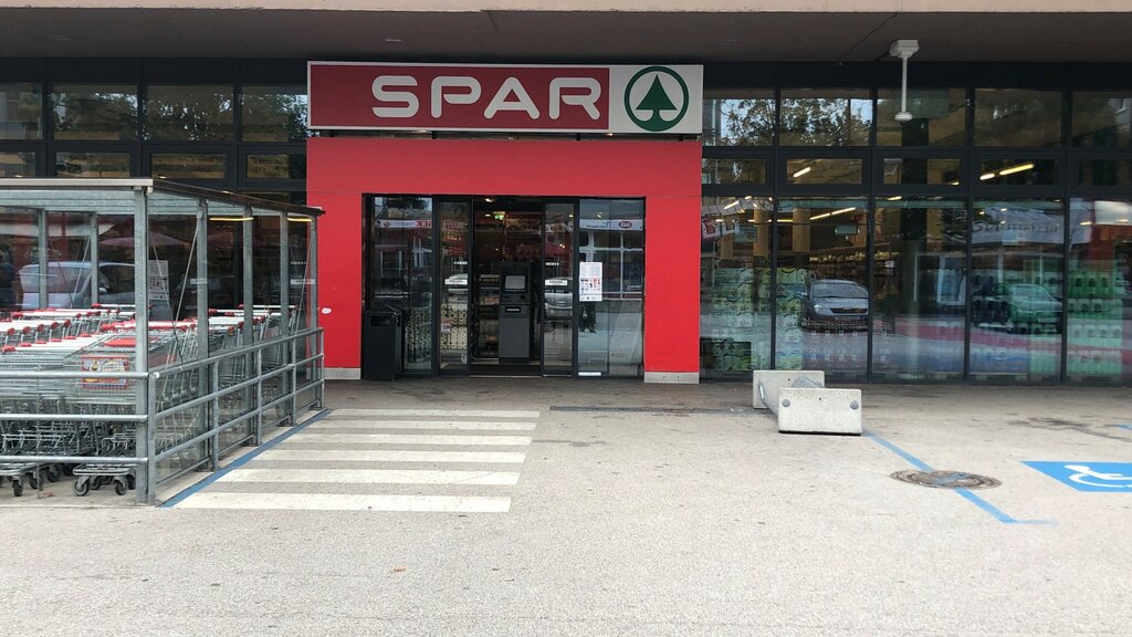Süpermarket Spar, Yukarı Avusturya, foto