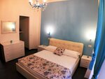 La Casa di Lucia (Liguria, La Spezia, Viale Italia, 149), otel  La Spezia'dan