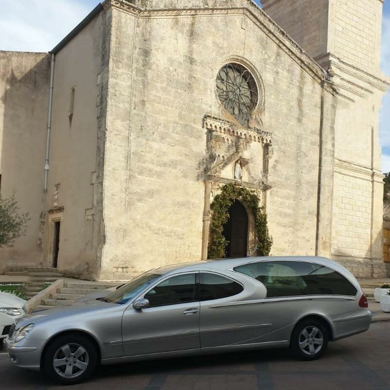 Cenaze gereçleri firmaları Agenzia Funebre Pintore Sebastiano, Sardunya, foto