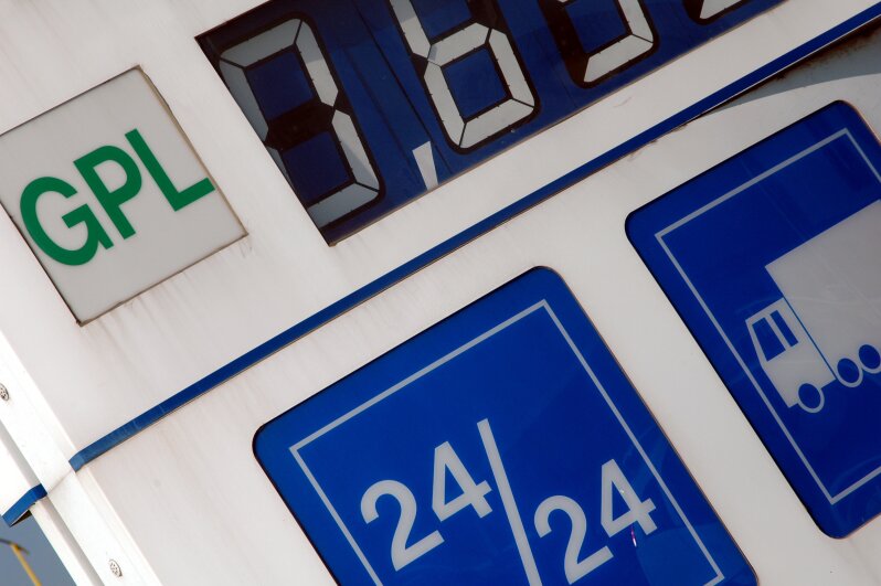 Otogaz dolum istasyonu Gg Carburanti Gas Auto, Sicilya, foto