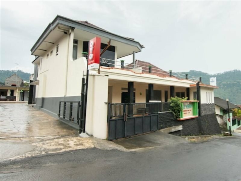 Otel Oyo 3210 Villa Aisya, , foto