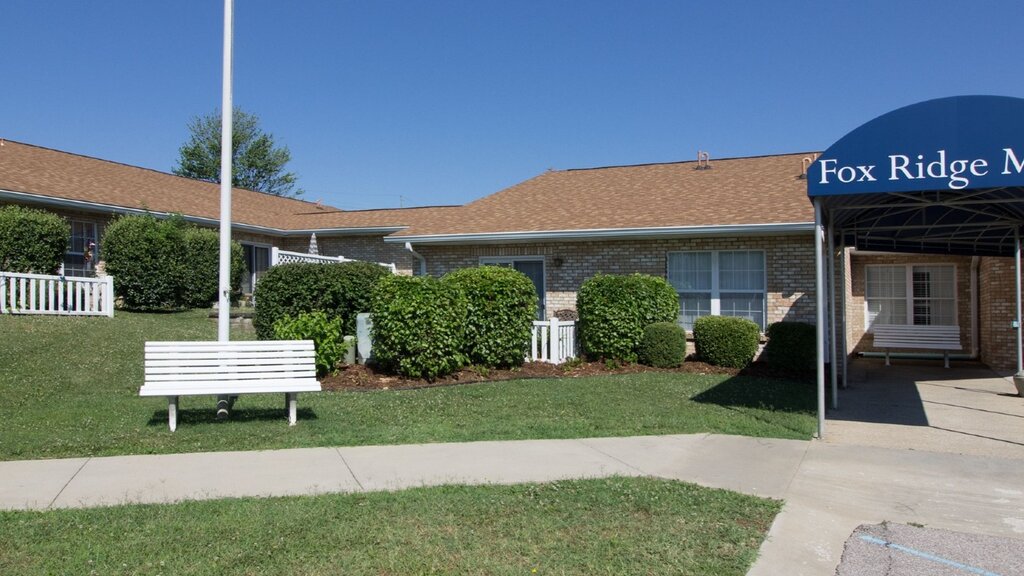 Huzurevi, bakımevi Fox Ridge Manor, İndiana Eyaleti, foto