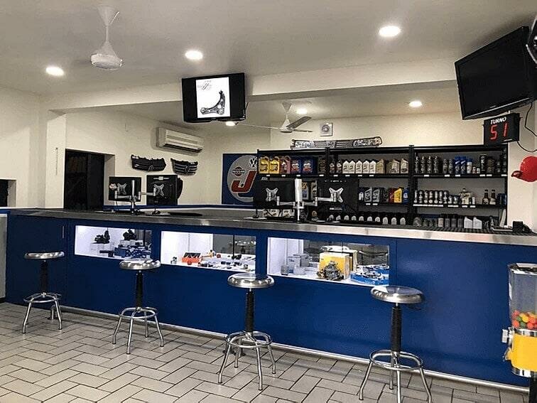Oto aksesuarları Refaccionaria Jj, Hermosillo, foto