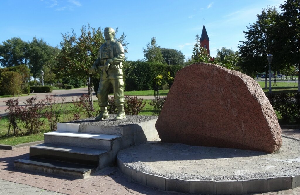 Anıt, heykel Воинам-интернационалистам, Zhlobin, foto