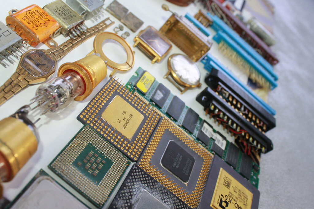 Elektronik cihaz ve parça firmaları Sxematika, Orenburg, foto