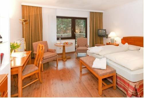 Otel Hotel Zum Goldenen Hirsch, Aşağı Saksonya, foto