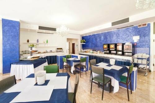 Otel Hotel Mariù, Rimini, foto