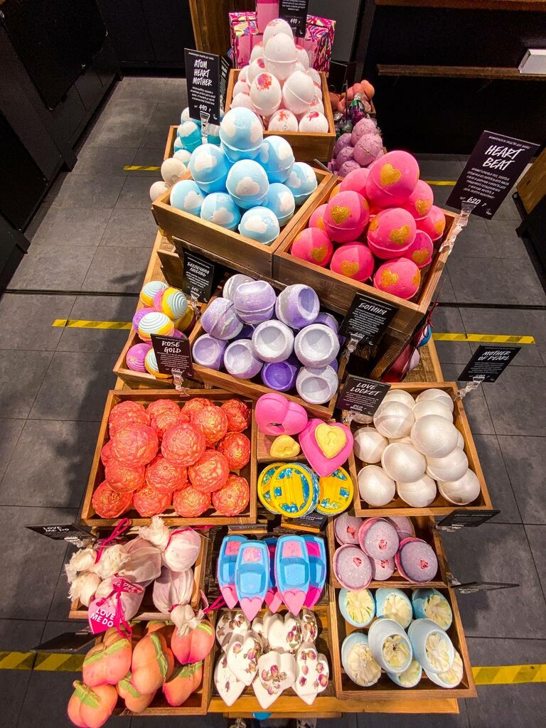 Kozmetik ve parfümeri mağazaları Lush, Kotelniki, foto