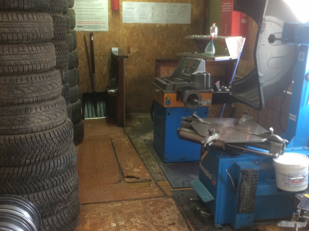 Oto lastik tamiri Shinomontazh ot A do Ya, Tiumen, foto