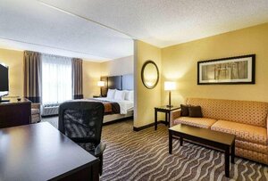 Comfort Inn & Suites (Maryland, Saint Mary's County, Lexington Park), otel  Lexington Park'tan