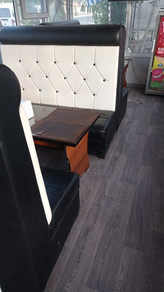 Kahve dükkanları Safo Burger, Andican eyaleti, foto