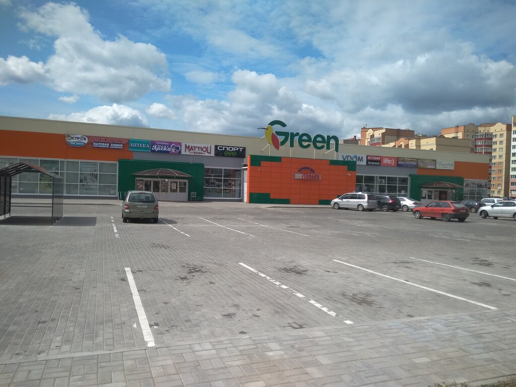 Alışveriş merkezleri Торговый дом Стрелец, Polotsk, foto