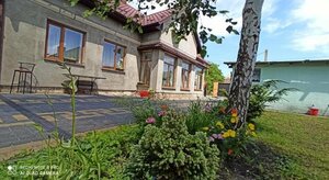 Valentyna (вулиця Володимира Великого No:30, село Сапіжанка), otel  Lvivska oblastından