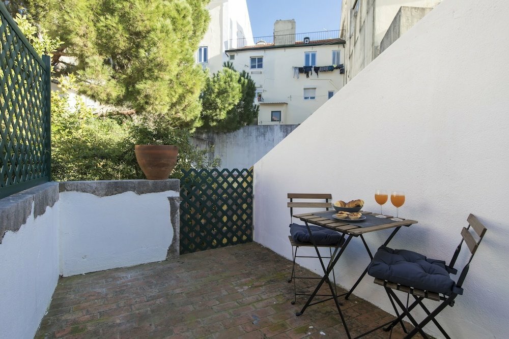 Otel Traditional Duplex Terrace Principe Real, Lizbon, foto