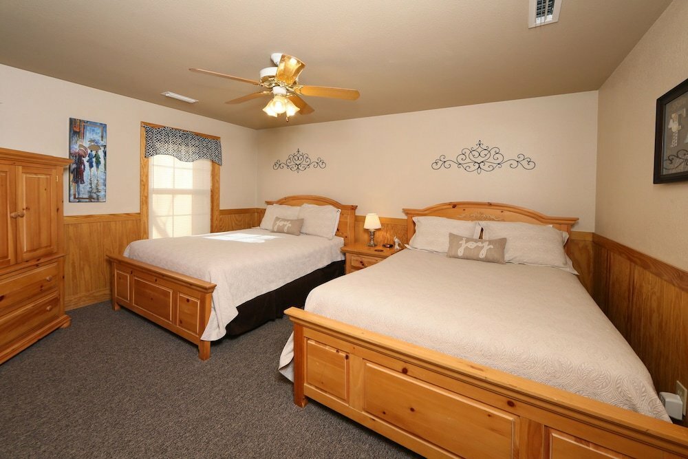 Otel Wildwood Falls 4 - Two Bedroom Chalet, Tennessee Eyaleti, foto
