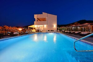 Vile Dalmacija (Zadar County, Preko, Ugljan), otel  Zadar Bölgesi'nden