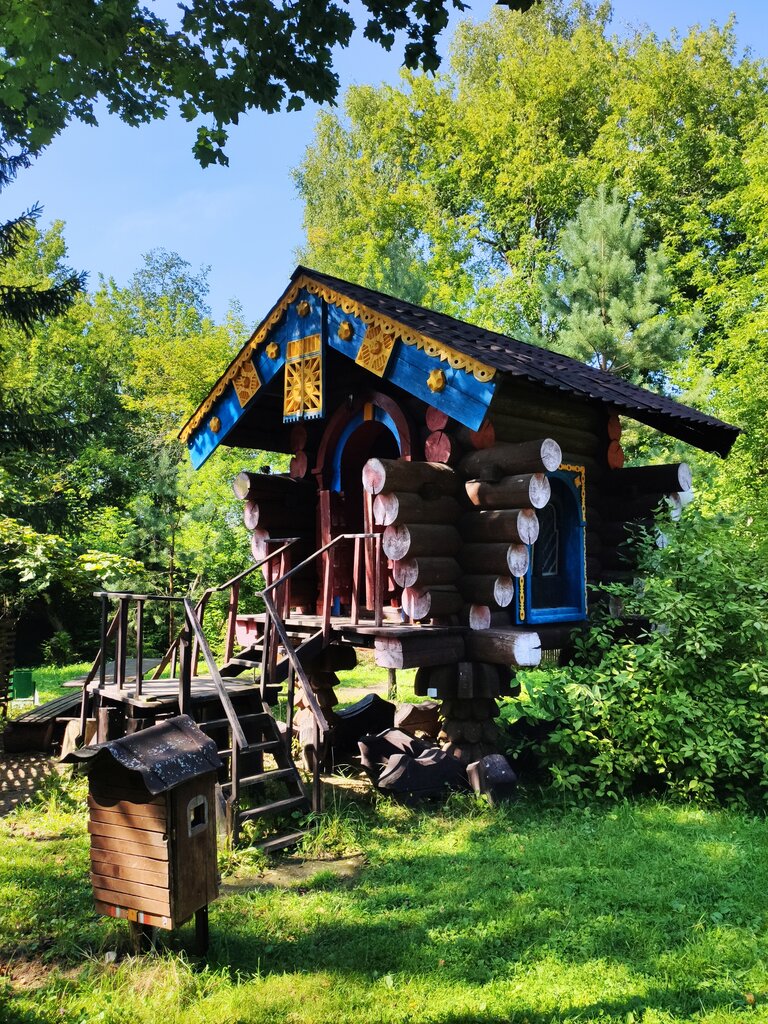 Turistik yerler Избушка, Moskova ve Moskovskaya oblastı, foto