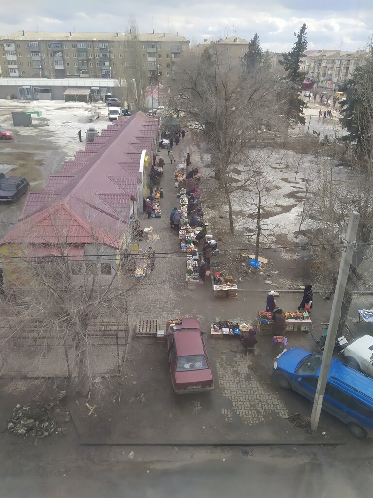 Market Pavilon Khitry Rynok, Satka, foto