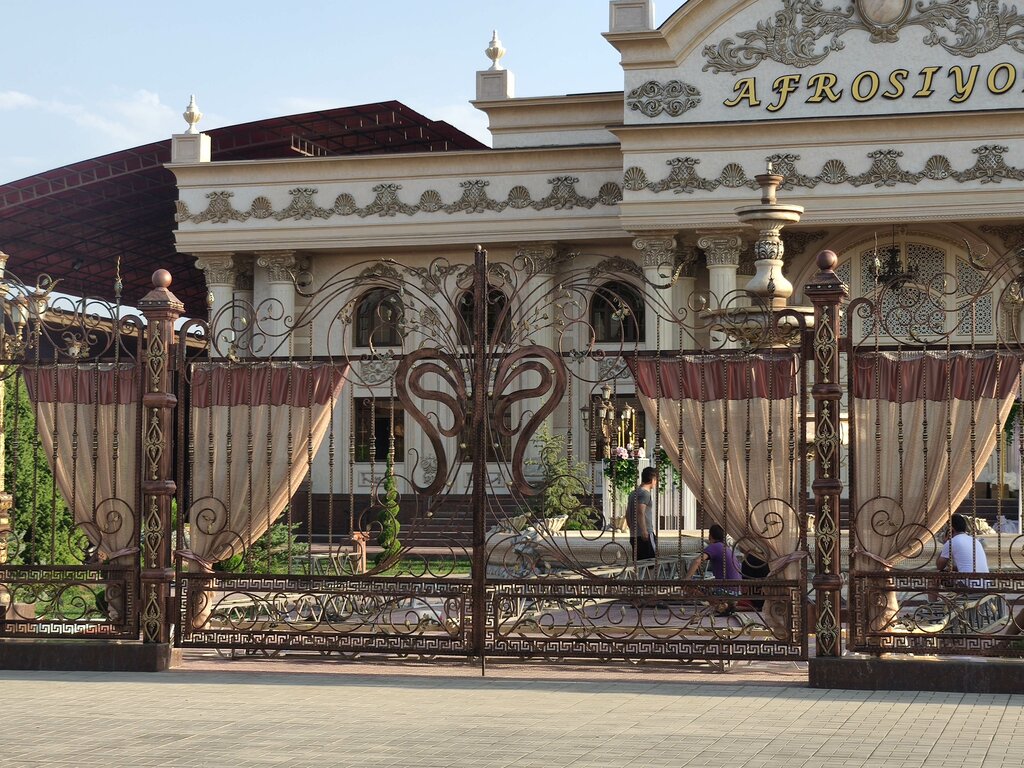 Restoran Bog'i eram, Fergana, foto