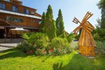 Hutor Hotel (вулиця Набережна Перемоги No:29), otel  Dnepropetrovsk'tan