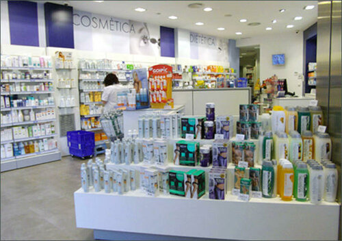 Eczaneler Farmacia Josep María Guerrero, Katalonya, foto