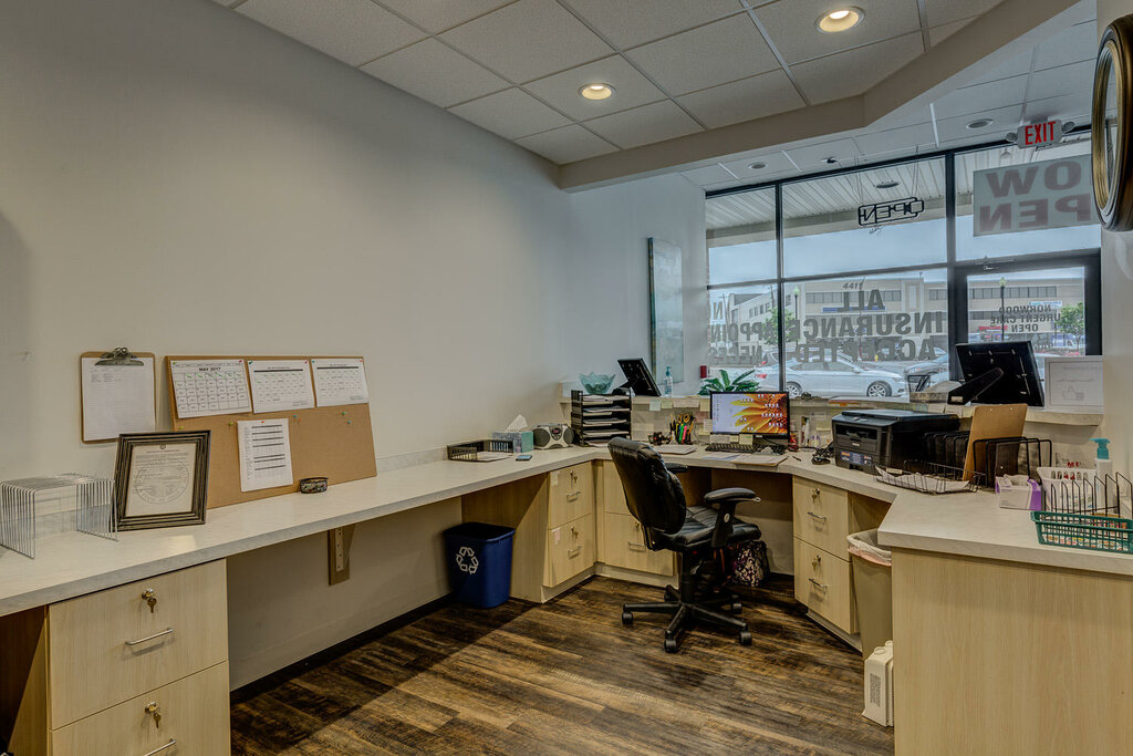 Özel muayenehaneler CareFirst Urgent Care - Norwood, Ohio Eyaleti, foto