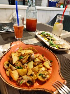 Сицилия (Bolshaya Sadovaya Street No:188А), pizzacılar  Rostov‑na‑Donu'dan