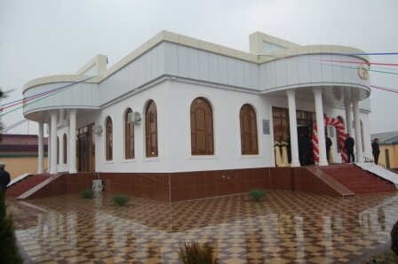 Tren istasyonu Chadak Siding, Nemengan eyaleti, foto