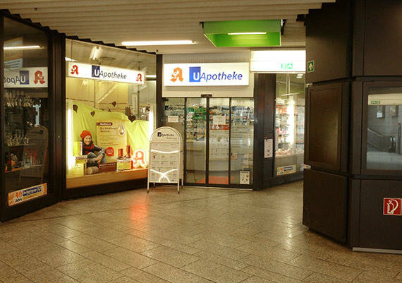 Eczaneler U-Apotheke Klettpassage am Hbf, Stuttgart, foto