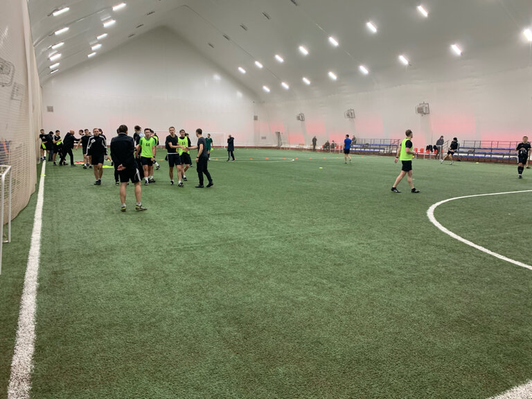 Spor ve jimnastik salonları Футбольный манеж, Himki, foto