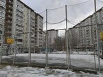 Баскетбольная площадка (Sverdlovsk Region, munitsipalnoye obrazovaniye Yekaterinburg, Chkalovskiy City administrative district), spor alanı  Yekaterinburg'dan