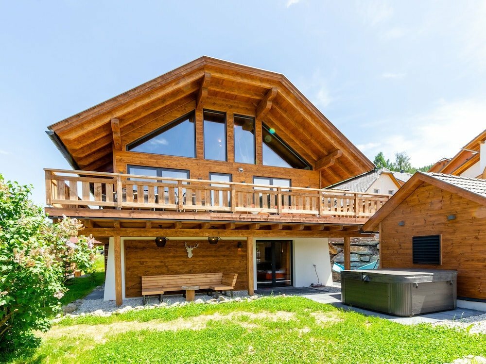 Otel Sumptuous Holiday Home in Sankt with Jacuzzi & Sauna, Dünya, foto