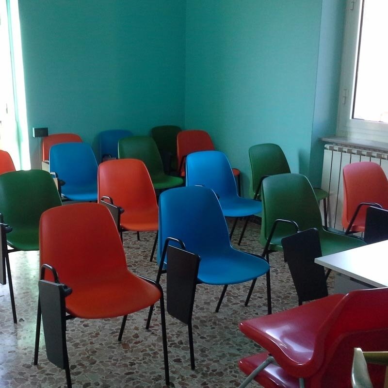 Ortaokul Istituto Scolastico L. Visconti, Massa, foto