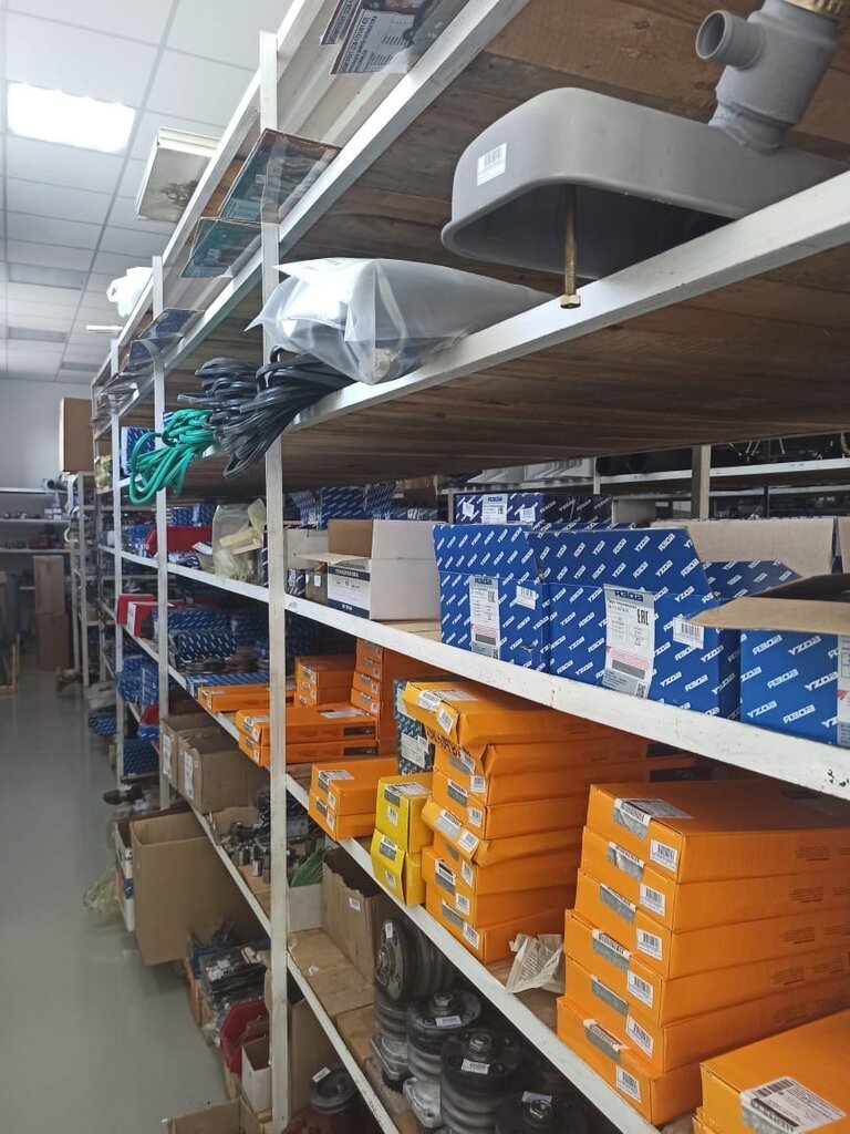 Otomobil yedek parçaları Rc Avtodiler, Orenburg, foto