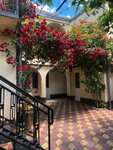 Paradise (улица Энгельса No:30), otel  Feodosya'dan (Kefe'den)