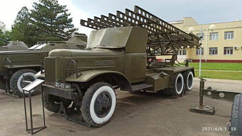 Müzeler ve sanat galerileri Музей вооружения и военной техники, Krasnodarski krayı, foto