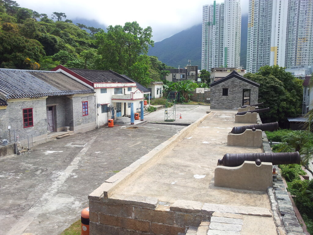 Turistik yerler Tung Chung Fort, Hong Kong, foto