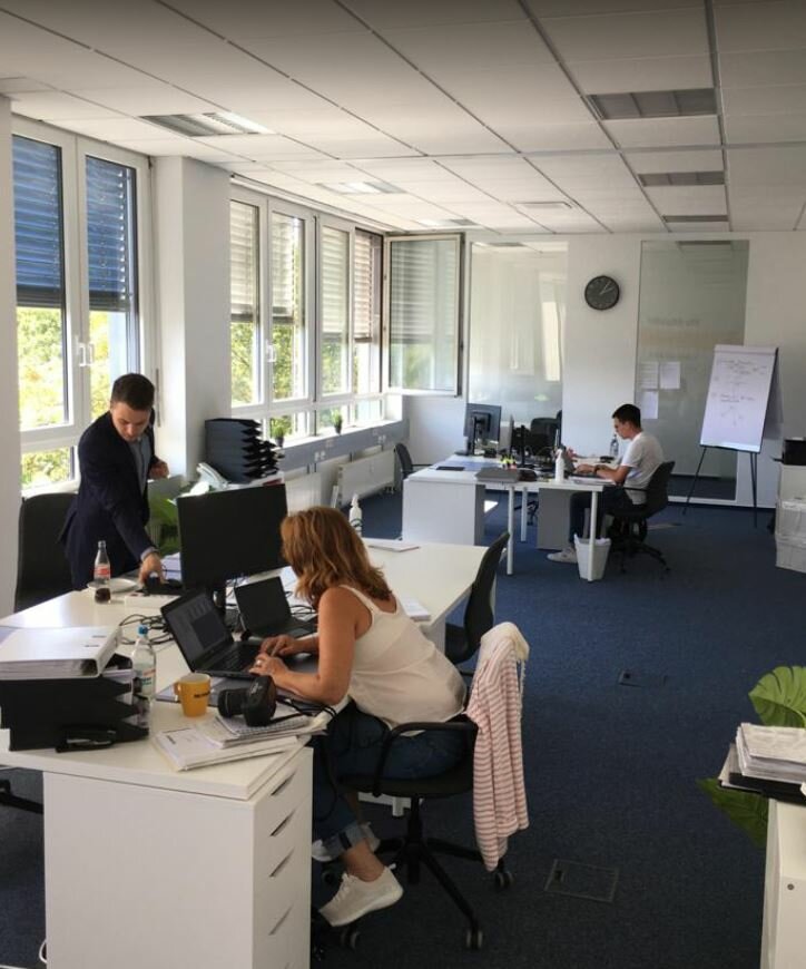 Eksper büroları McMakler GmbH - Immobilienmakler Karlsruhe, Baden‑Wurttemberg, foto