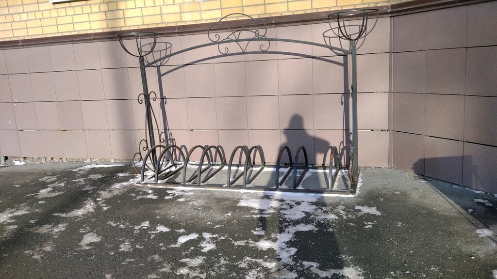 Bisiklet park yerleri Велопарковка, Tiumen, foto