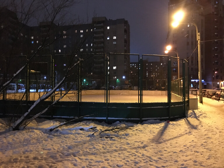 Buz pateni pistleri Ice rink, Saint‑Petersburg, foto
